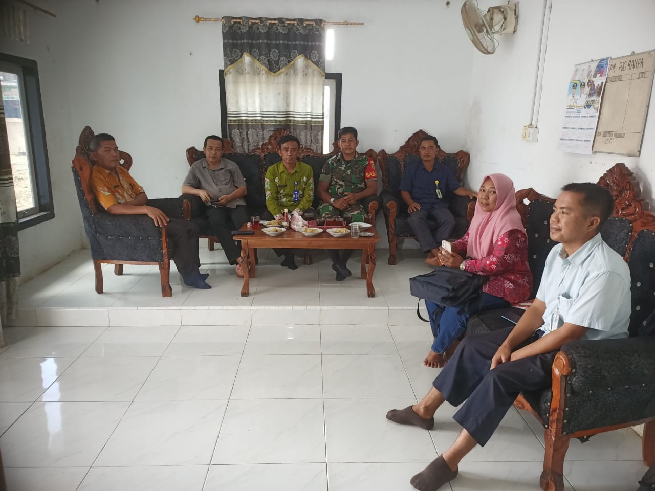 Lewat Komsos, Babinsa Koramil Rantau Pandan Bangun Tembok Kokoh ...